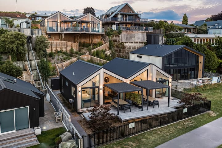 Brand New Lake Front Homes - Spa Pool - Unit 1 - Taupo