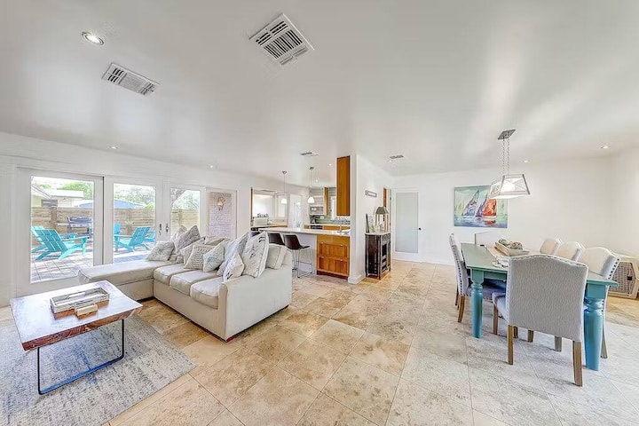 Coastal Oaks Beach Haven Near Little Bay - Rockport, TX