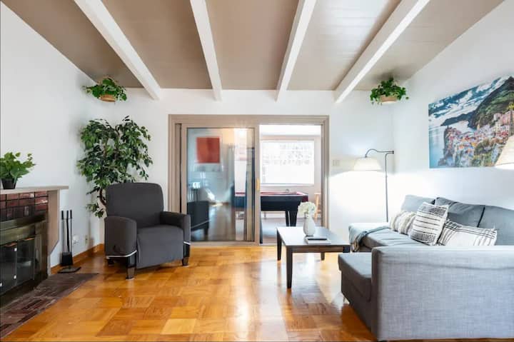 King Bed • Walk To Bart • Near Sfo • Fast Wifi - Hayward, CA