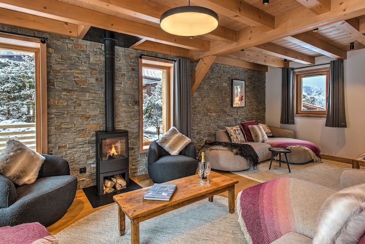 Chalet Belle Des Neiges - Les Houches - Sleeps 9 - Les Houches