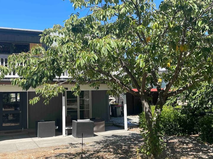 Cheap And Cheerful 3 Bedroom Apartment - Wanaka