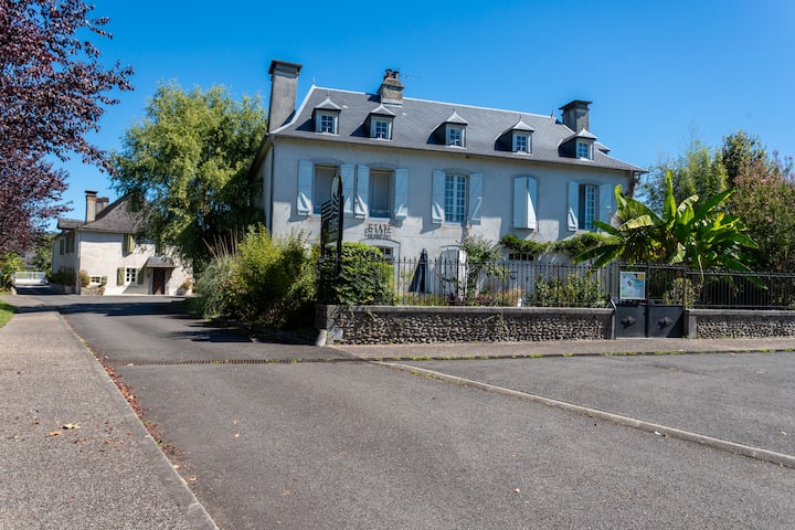 Etape En Barétous - 12 Personnes - Mauléon-Licharre