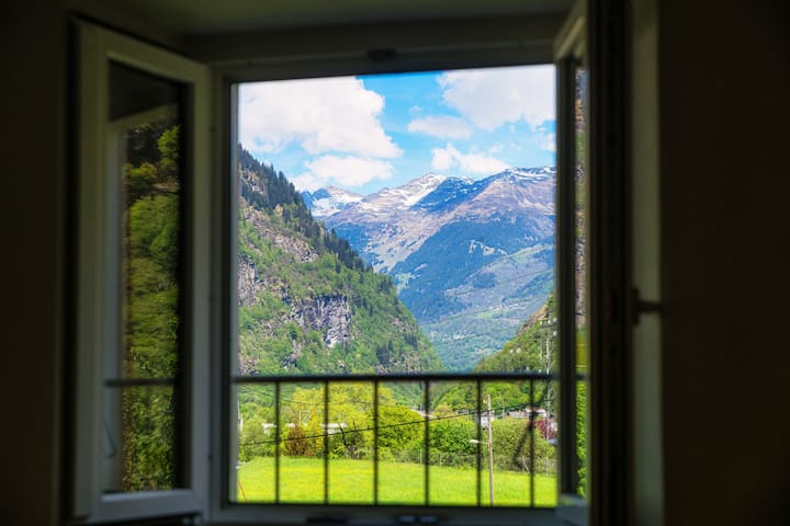 Maison Rustique Au Cœur De La Leventina (Stèla) - Verzasca