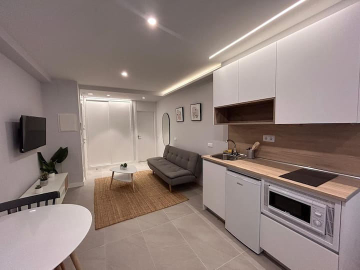 Cozy Studio In Tetuan 1/6 - Chamartín