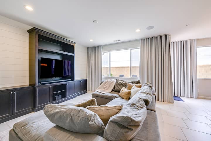 Pet-friendly Clovis Home - Near Mall & Waterpark! - Clovis, CA