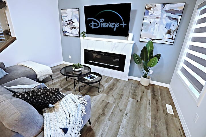 Central A/c|fireplace|kid's Park|disney+|airport - Edmonton