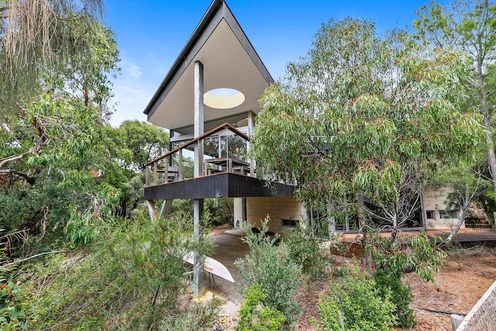Erica Escape | Modern Treehouse Retreat - Aireys Inlet