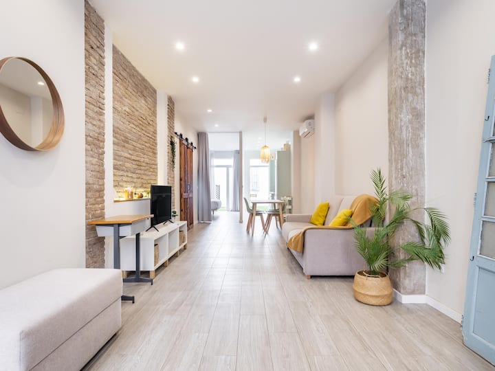 Cozy Portside Apartment With Patio · Mn - Alboraya