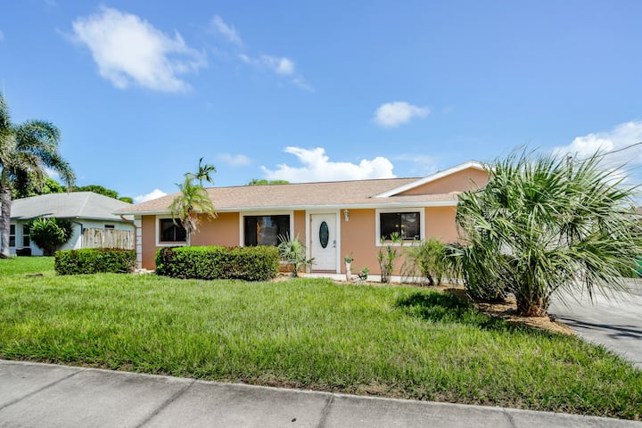 Dog Friendly 3br | Patio | Fenced Yard | W/d - Naples, FL