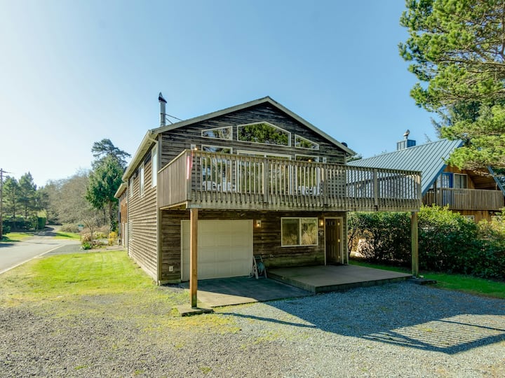 4br Dog Friendly | Deck | Ping Pong | W/d - Manzanita, OR