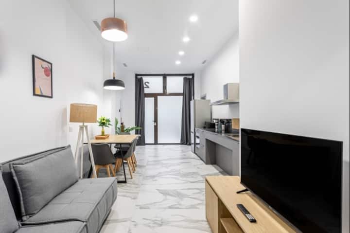 New Apartment 1 Room,4 Pax,wifi, Acruzafa Market - Valencia