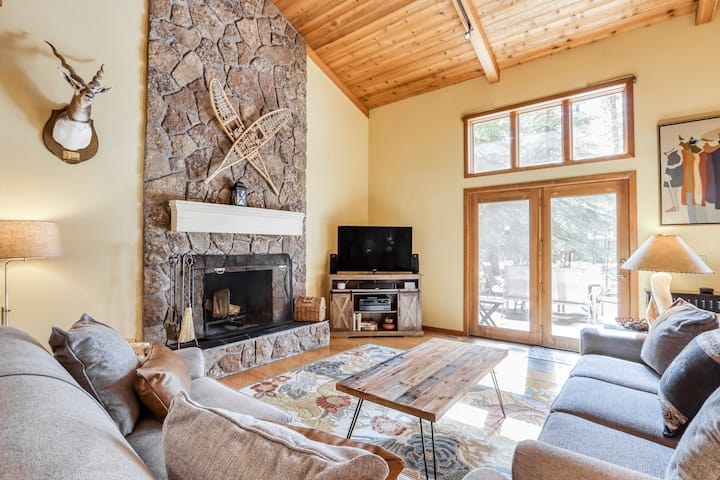 5br With Private Hot Tub, 2 Family Rooms & Games - Sisters, OR