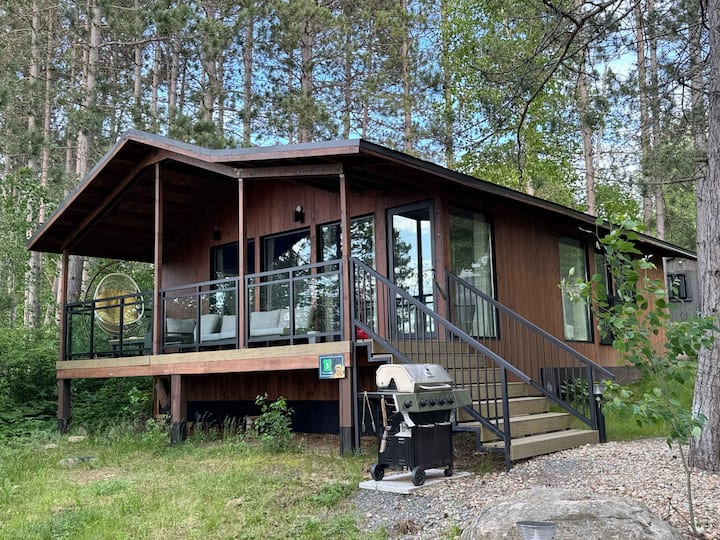 Algonquin's Edge Resort | Waterview 5 - Algonquin Provincial Park