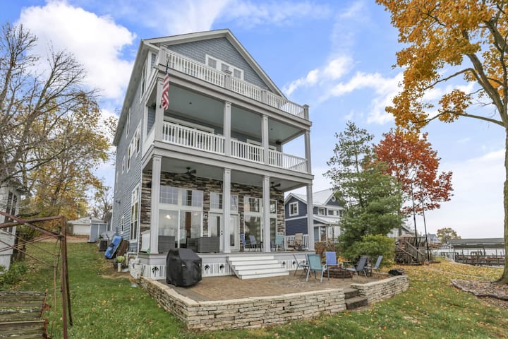 The Lakehouse - Lost lands festival