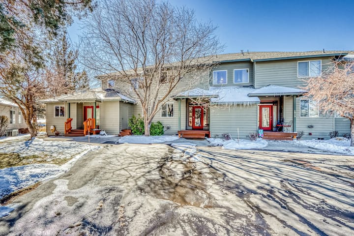2br Golf Course View | Pool | Hot Tub | Sauna - Redmond, OR
