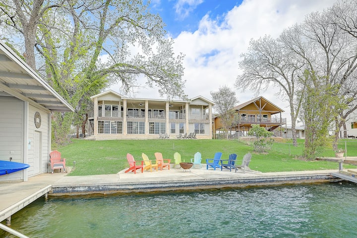 Lakefront 5br With Boat Ramp, Kayaks & Game Room - Kingsland, TX