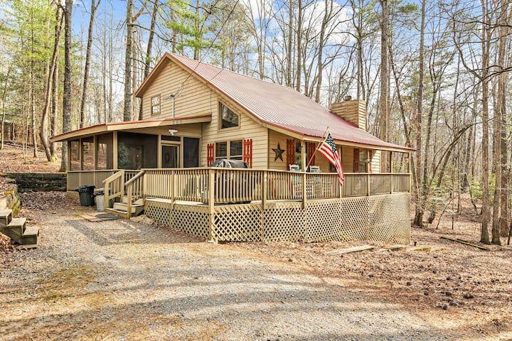 3br Lodge With Community Amenities, Hot Tub - Ellijay, GA