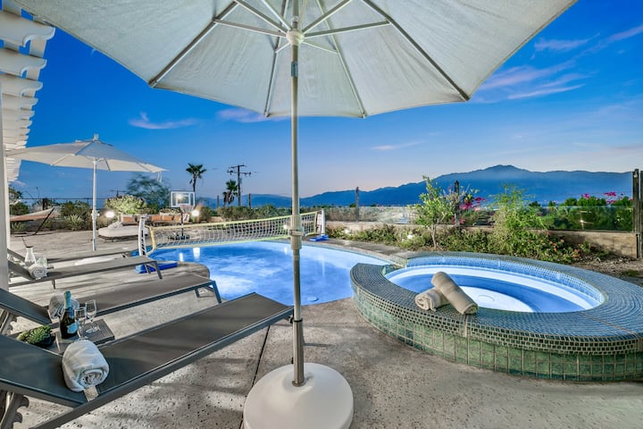 Stunning Views, Designer Interiors, Pool+spa,games - Desert Hot Springs, CA