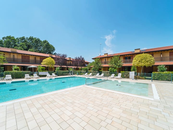 Bel Appartement Avec Jardin Privé Par Beahost Rent - Lignano Sabbiadoro