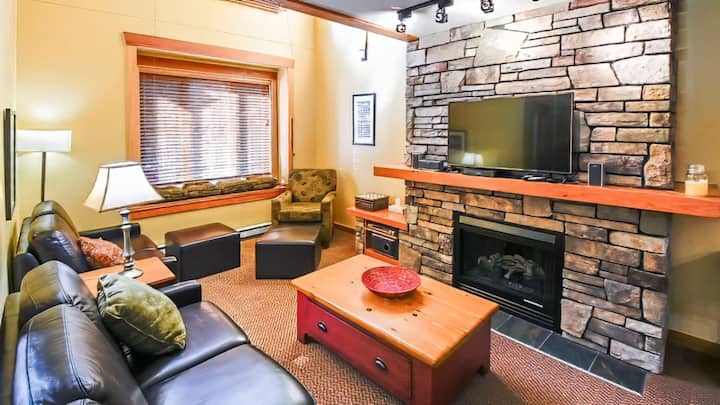 Pinnacle Ridge Chalet 43-104 - Fernie
