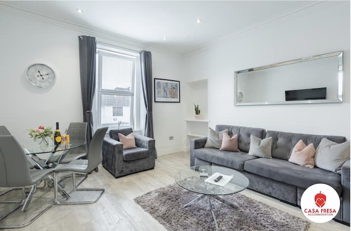 Casa Fresa - Brook House - Dundee