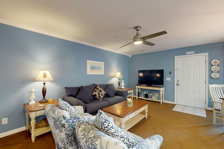 2br Near Beach With Pool, Hot Tub & Washer/dryer - North Myrtle Beach, SC