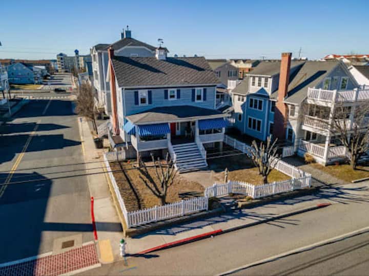 Ochg Holland House 10th Street - Ocean City, MD
