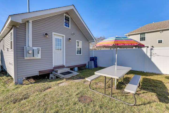 Charming Old Lyme Cottage, Steps To Private Beach! - Old Lyme, CT