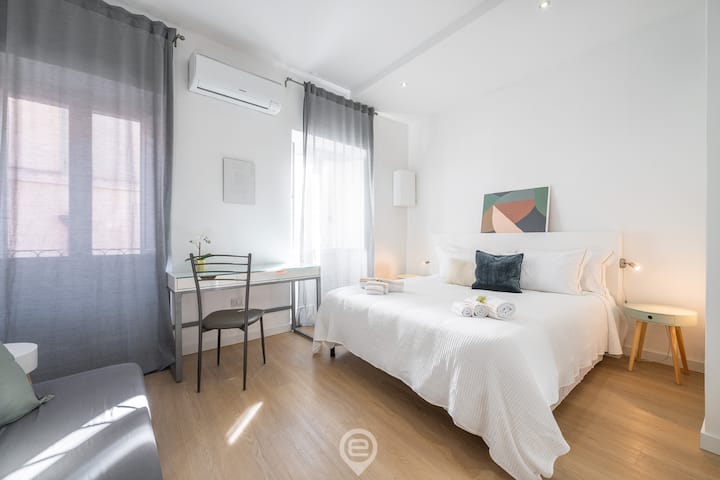 New Sandalia House - Elicriso Apartment - カリアリ