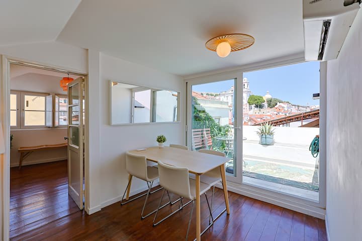 Bleisured | Bright Penthouse W/ Terrace In Alfama - Ajuda