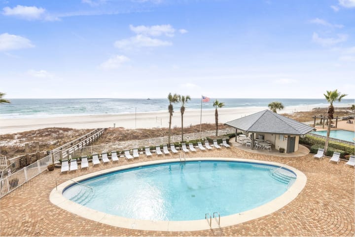 Windward Pointe 304- Pristine, Beachfront, Ameniti - Orange Beach, AL