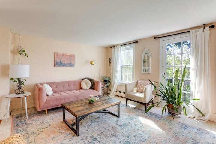 Lambertville Retreat - Walk To Shopping & Dining! - Lambertville, NJ