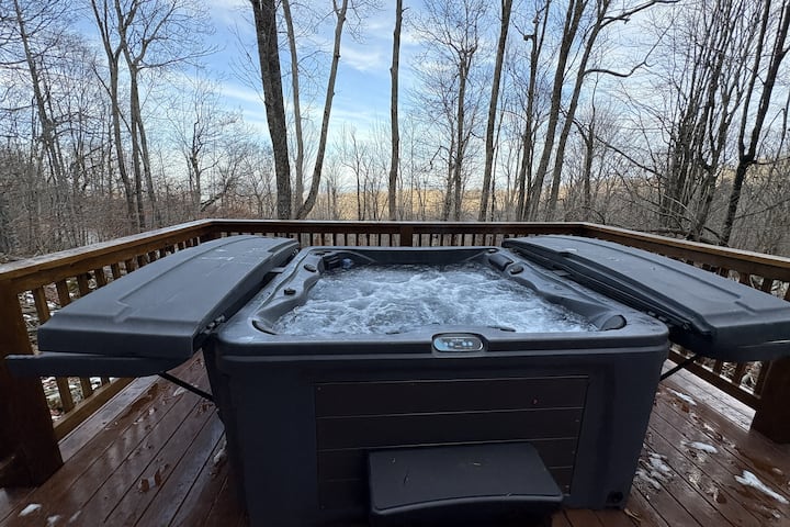 View | Hot Tub | Gameroom | Mil Suite | - Banner Elk, NC