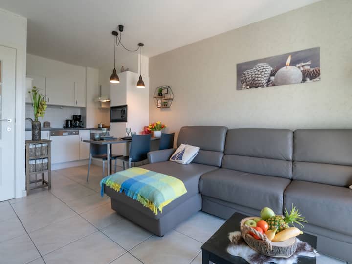 Green Garden By Interhome - De Haan