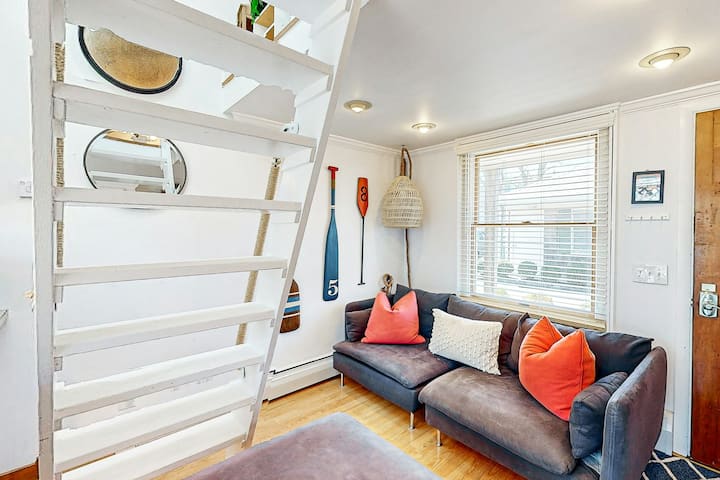 1br Loft-style Condo With Private Deck - Provincetown, MA
