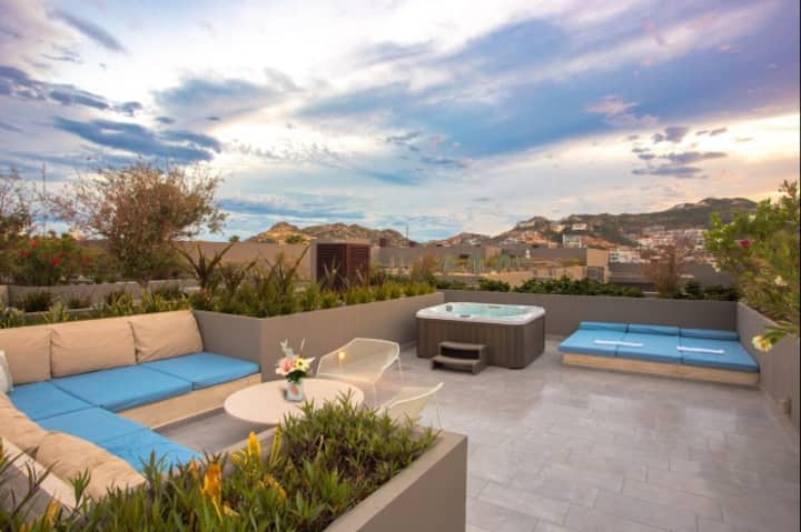 Modern 1bd/2bth With Sofa Bed Near The Beach! - Cabo San Lucas