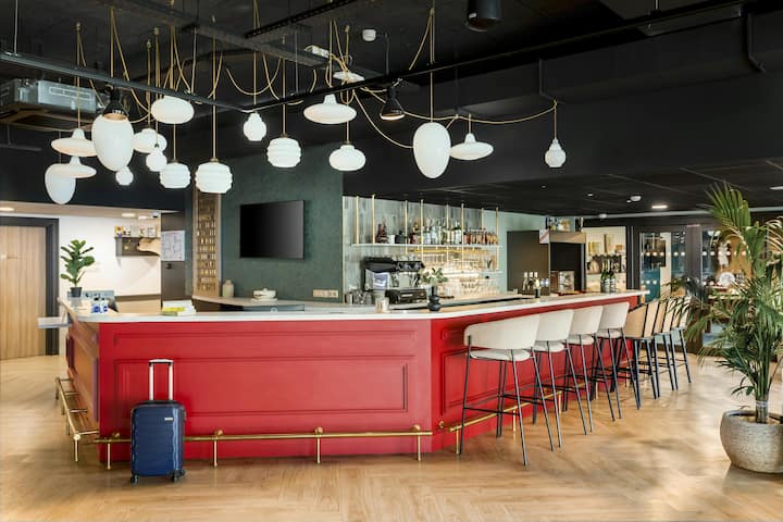 Appart'city Roissy Cdg Airport - Apartment - Roissy-en-France