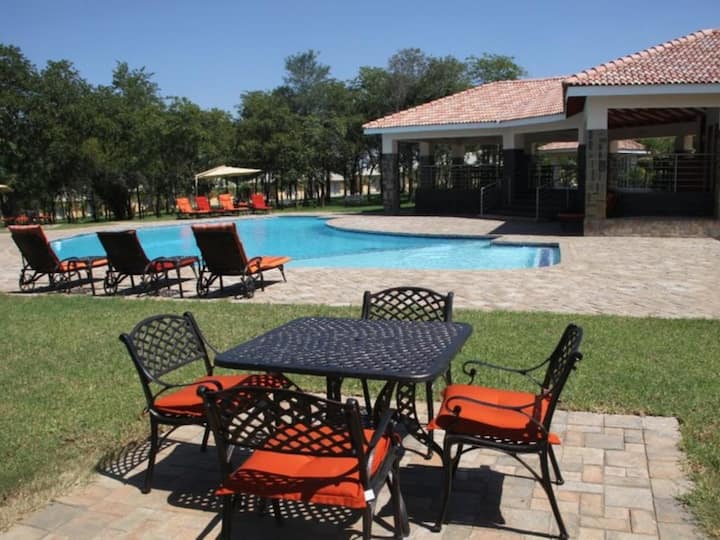 Lodge King Leisure - Letsitele