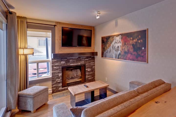 New + Unique Wolf Condo | Hot Tub Access - Banff