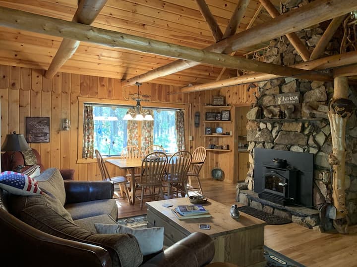 22 Miles To Yellowstone - Firepit - Close To River - Island Park, ID