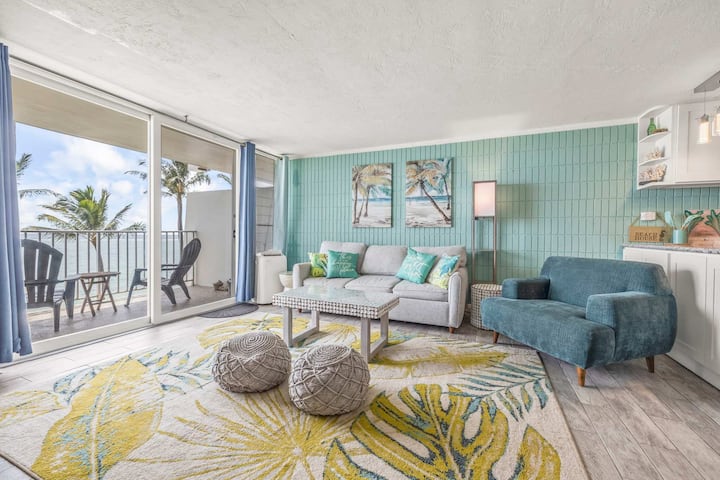 Beautiful Condo Right On The Beach - Laie, HI