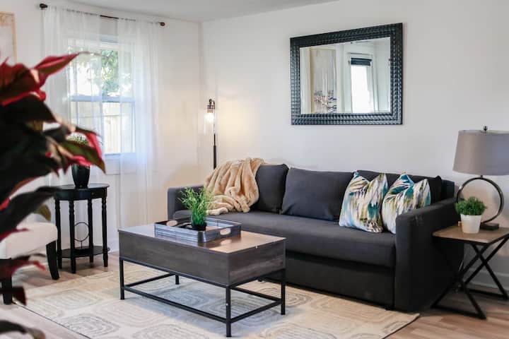 Sojourn Beachside Hideaway 2 Br - Norfolk, VA