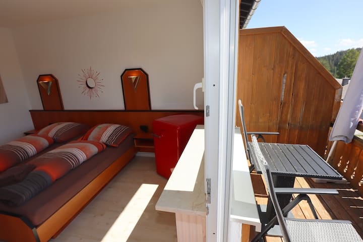 Double Room - 20m² With Balcony - Fantastic View - Triberg im Schwarzwald