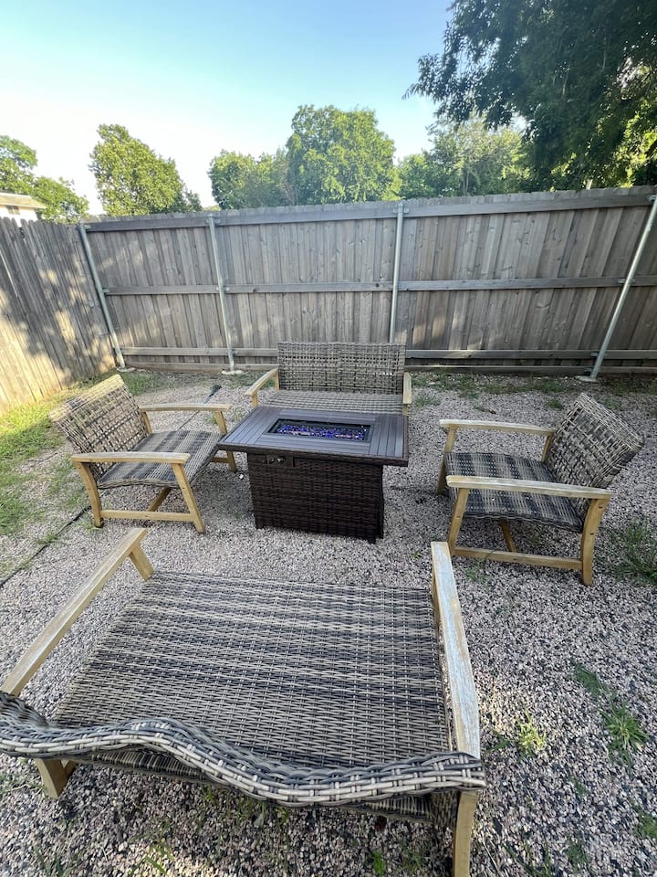 Updated Dt-mckinney Kid Friendly Bungalow - McKinney, TX