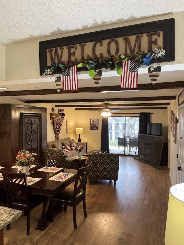 Renovated Condo With Indoor/outdoor Pool - Branson, MO