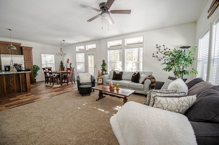 3br Serene Home: Mountain View, Kid Friendly - Leadville, CO