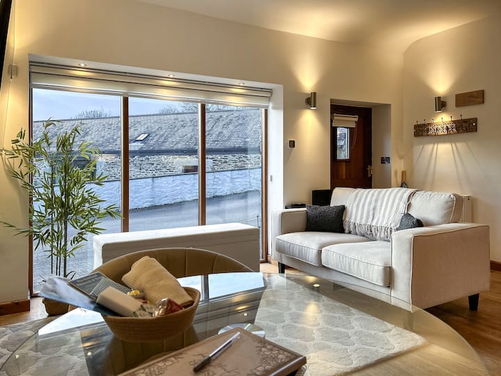 Oak - ファルマス