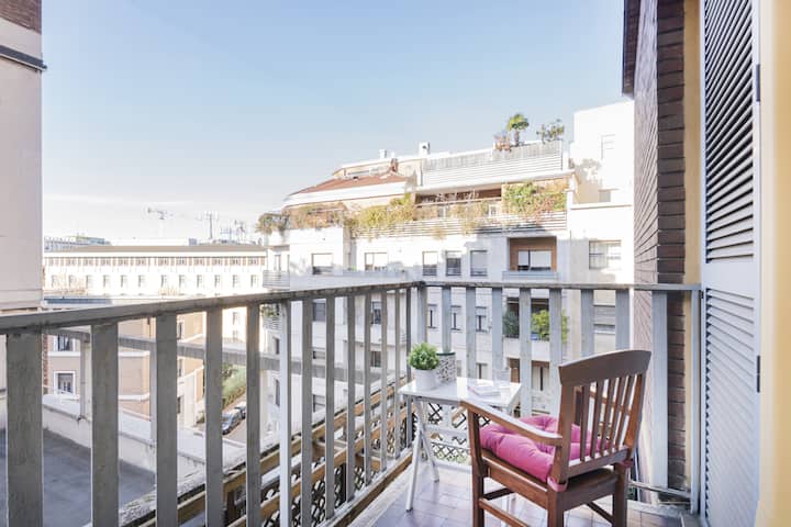 Easylife - Milano - Marcora 12 - Centrale - Milan