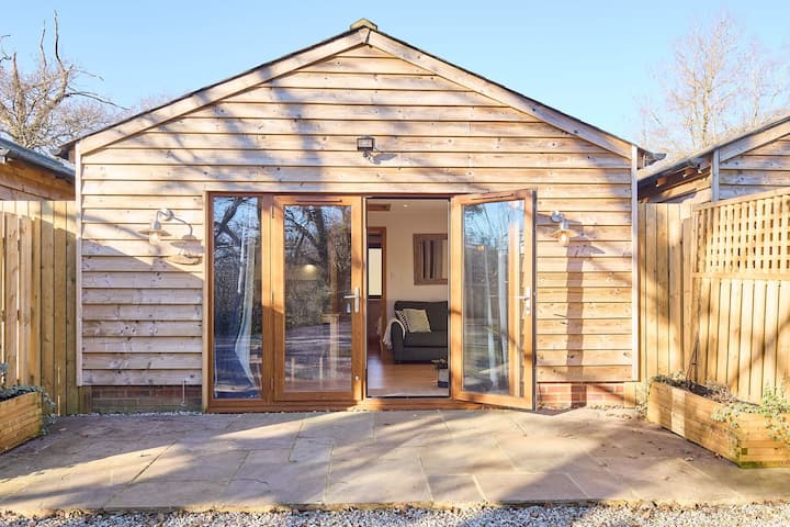 Host & Stay | Willow Barn - Dymchurch