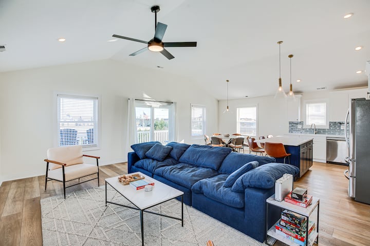 Spacious Wildwood Condo: Walk To Beach! - Wildwood, NJ